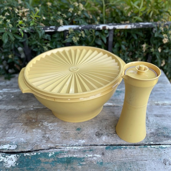 Tupperware | Kitchen | Vintage Yellow Tupperware Salad Bowl And Salad ...